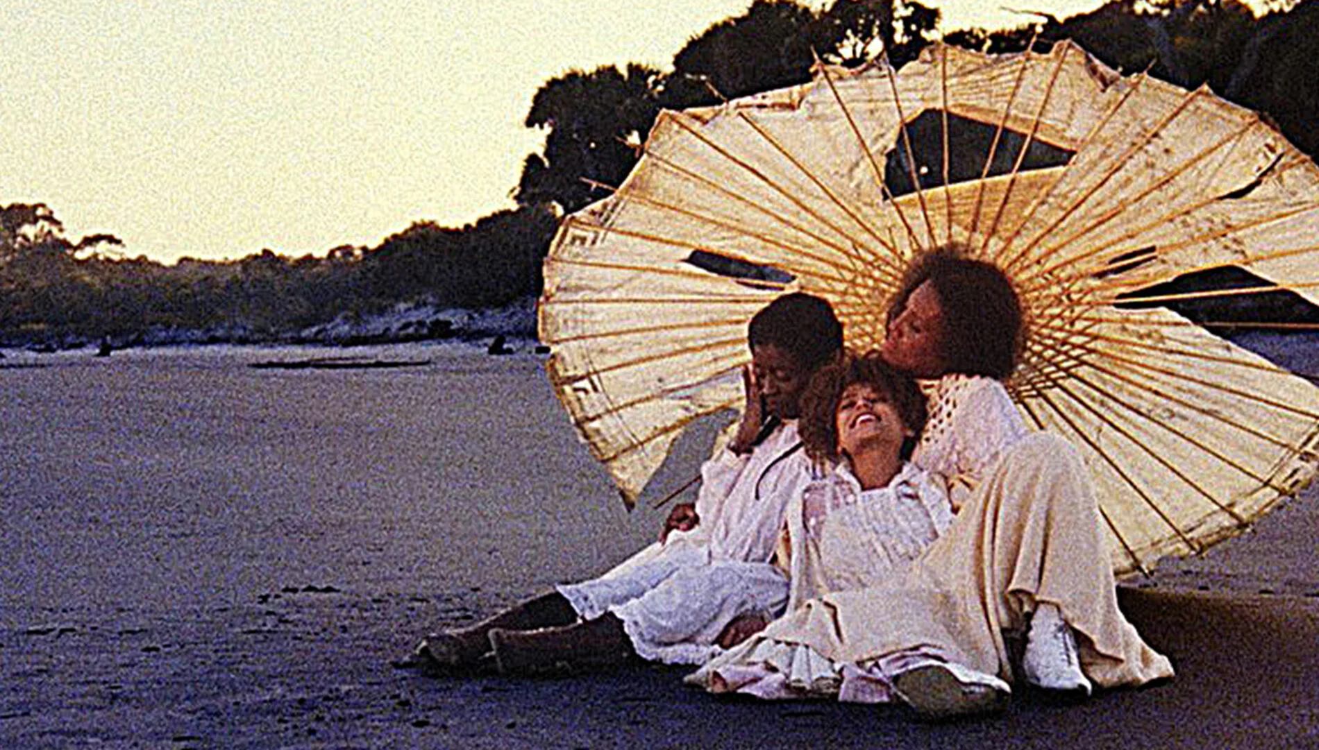 Women Of The Dust The Other Side: A Story Of Women In Art And The