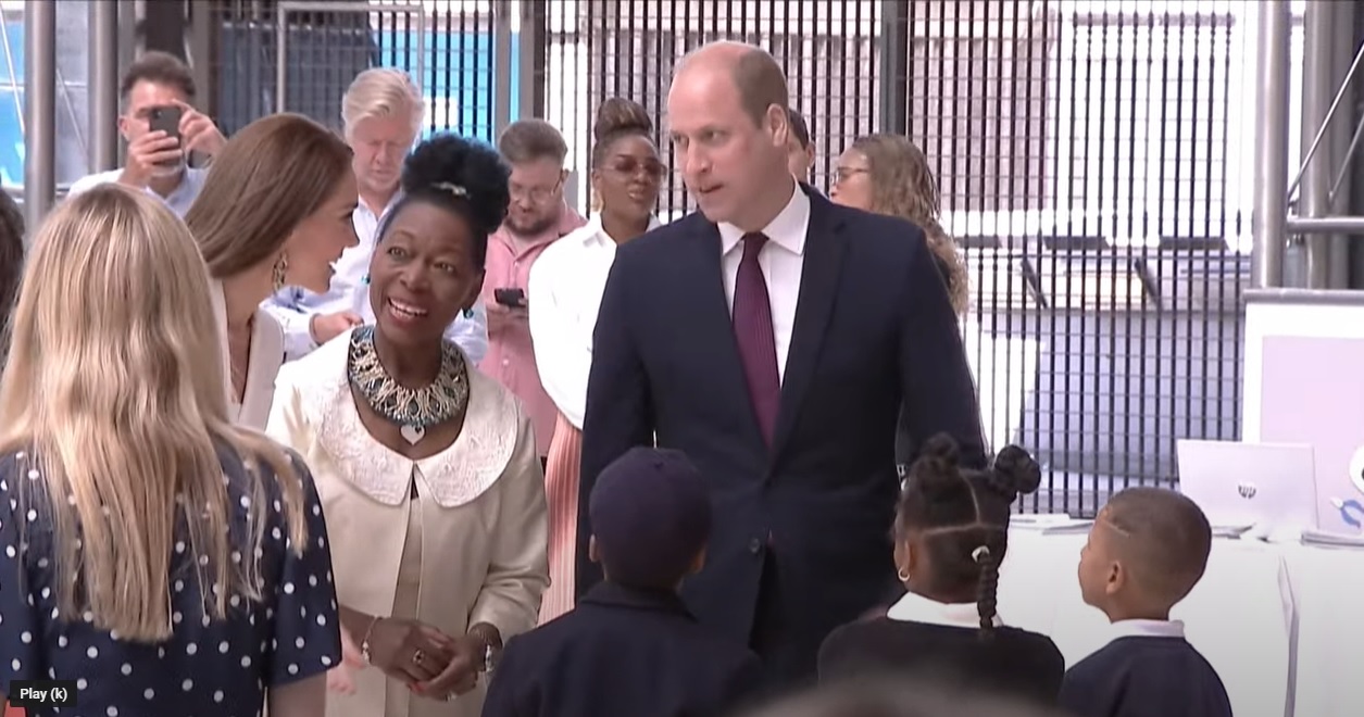 National Windrush monument unveiled at London Waterloo Station - Black ...