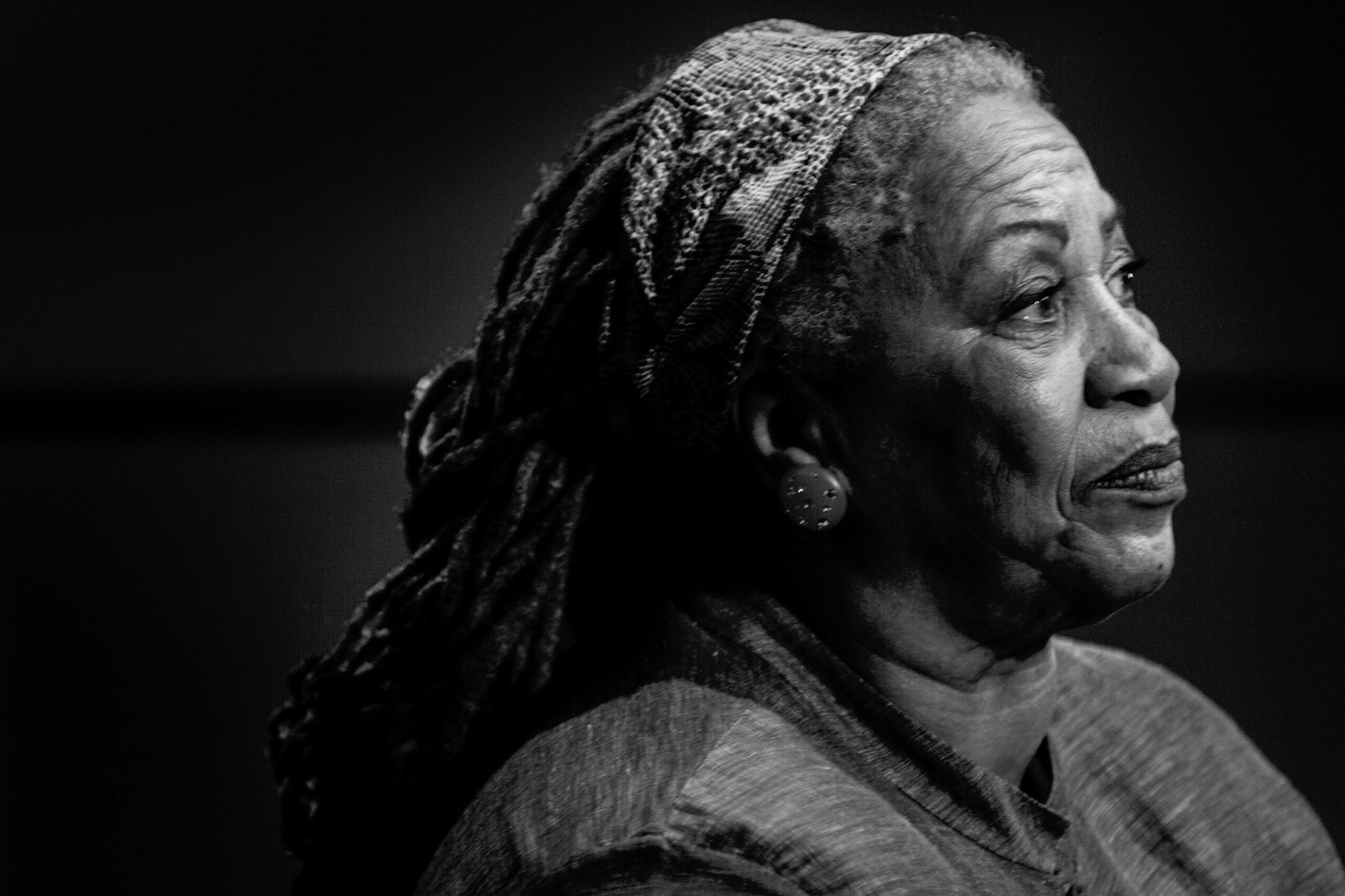 Toni Morrison's Unforgettable Narratives: "Beloved" and "The Bluest Eye ...